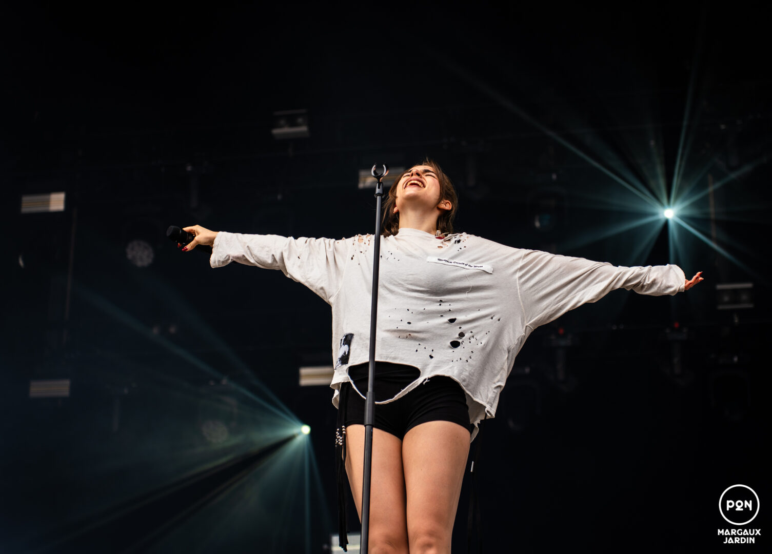 Adèle Castillon: France’s Retro-Future Siren of Solitude - Artvasal